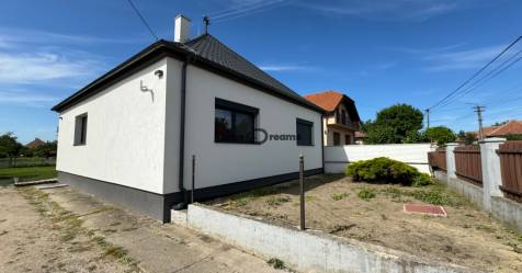 PREDANÝ 4 izbový rodinný dom V obci Veľký Cetín - Time4dreams